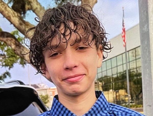 Pasco Deputies Searching For Missing Teen Last Seen In Zephyrhills