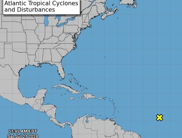 Nhc Monitoring Tropical Wave In Central Atlantic Ocean